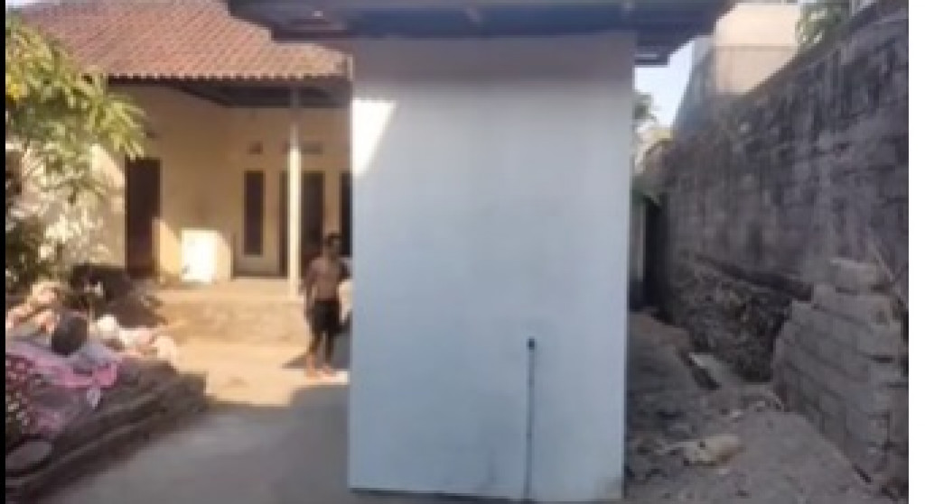 PEMBANGUNAN JAMBAN BAGI MASYARAKAT | Darmasaba Badung