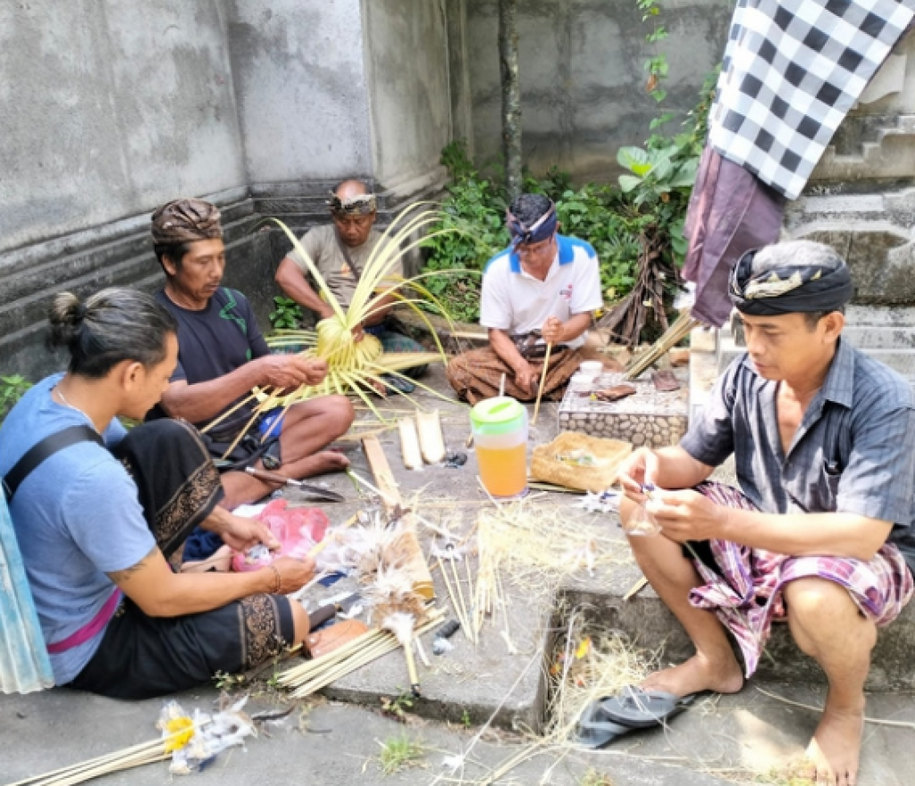 MENYAMA BRAYA | Darmasaba Badung